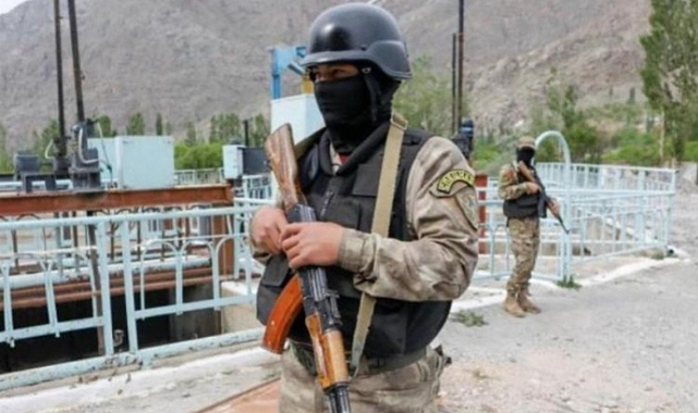 Kırgızistan-Tacikistan Sınırında Silahlı Çatışma: 24 Ölü, 90 Yaralı ... Kırgızistan-Tacikistan Sınırında Silahlı Çatışma: 24 Ölü, 90 Yaralı ...