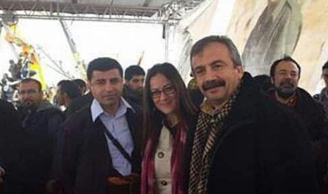Türkiye'yi Hedef Alan KKTC Milletvekili Doğuş Derya'nın Kürtçülük Aşkı ... Türkiye'yi Hedef Alan KKTC Milletvekili Doğuş Derya'nın Kürtçülük Aşkı ...
