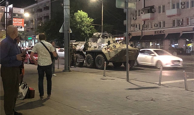 Rusya'da Darbe Teşebbüsü: İlk Görüntüler Rostov Şehrinden Geldi ...