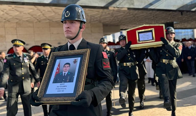 Pençe-Kilit Operasyonu Bölgesinde Yıldırım Düşmesi Sonucu Şehit Olan ... Pençe-Kilit Operasyonu Bölgesinde Yıldırım Düşmesi Sonucu Şehit Olan ...